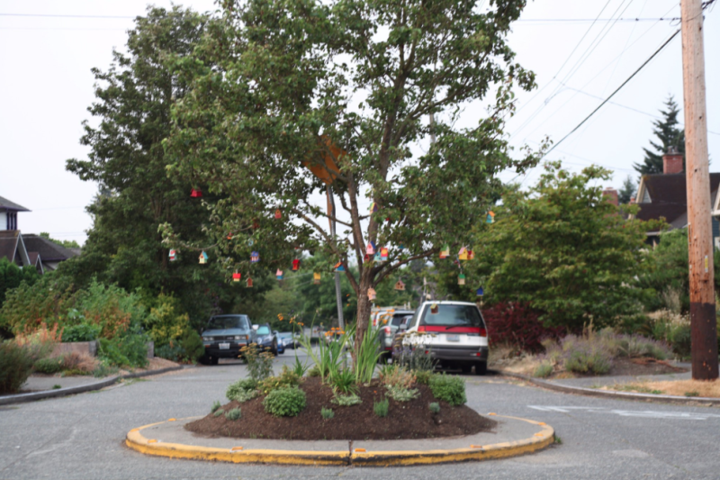 Seattle's Playful Traffic Circles Tame Neighborhood Streets ...