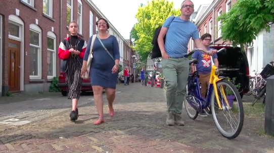 Streetfilms in Holland: Experience the Joy of The Woonerf - Streetsblog ...