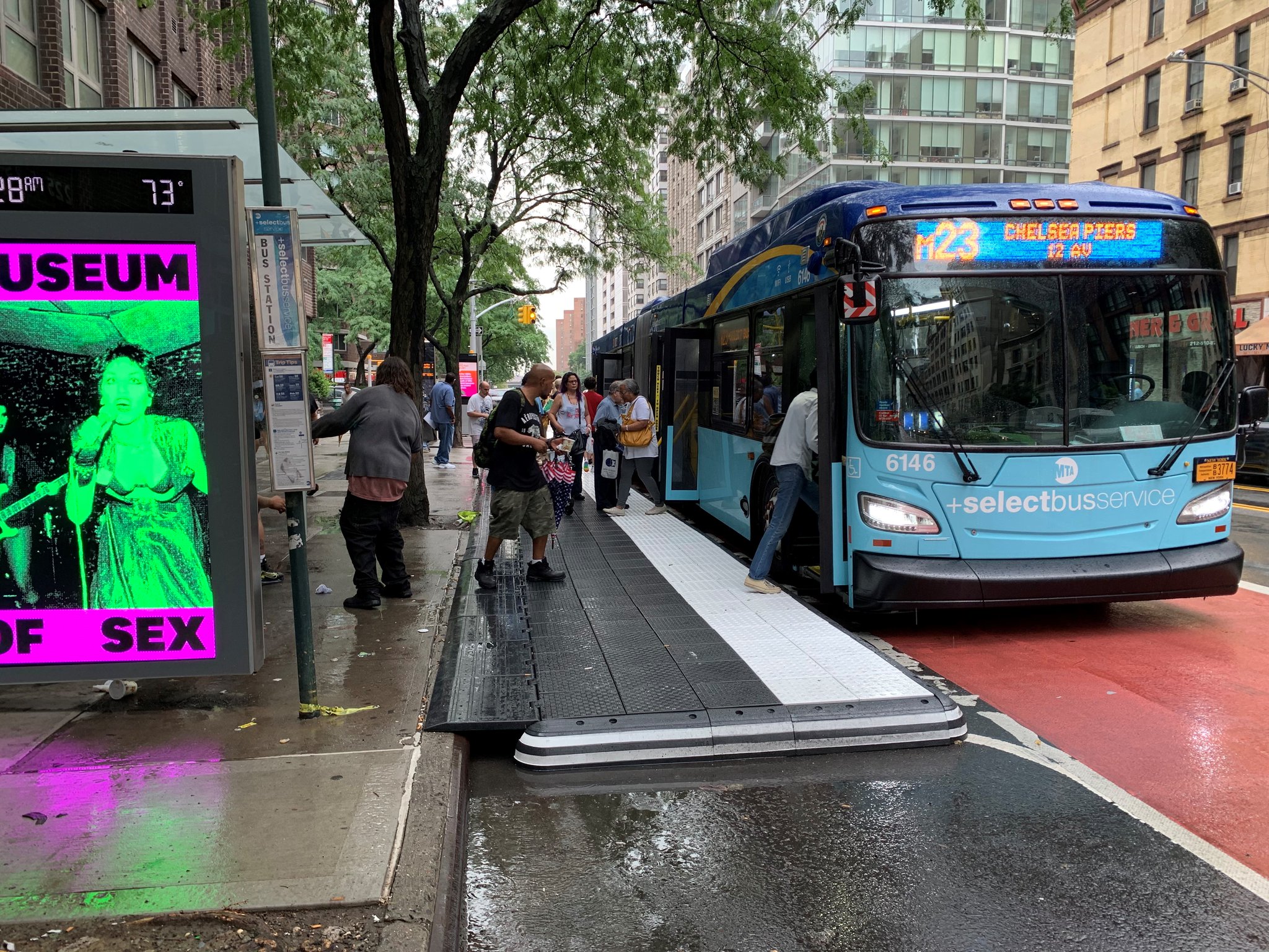 Raised Boarding Platforms Will Make 14th Street Busway Even Better ...