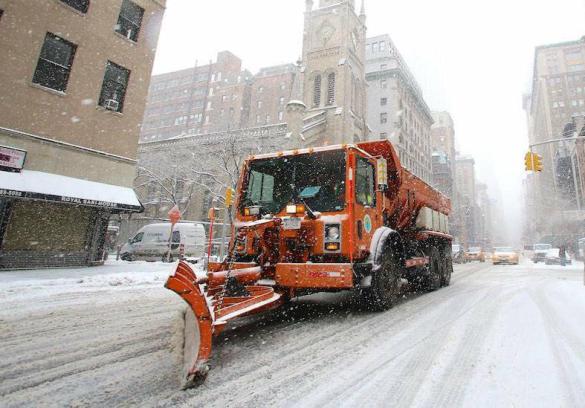 DSNY's Electric Trucks 'Conk Out' Too Quickly During Snow Plowing, Says ...