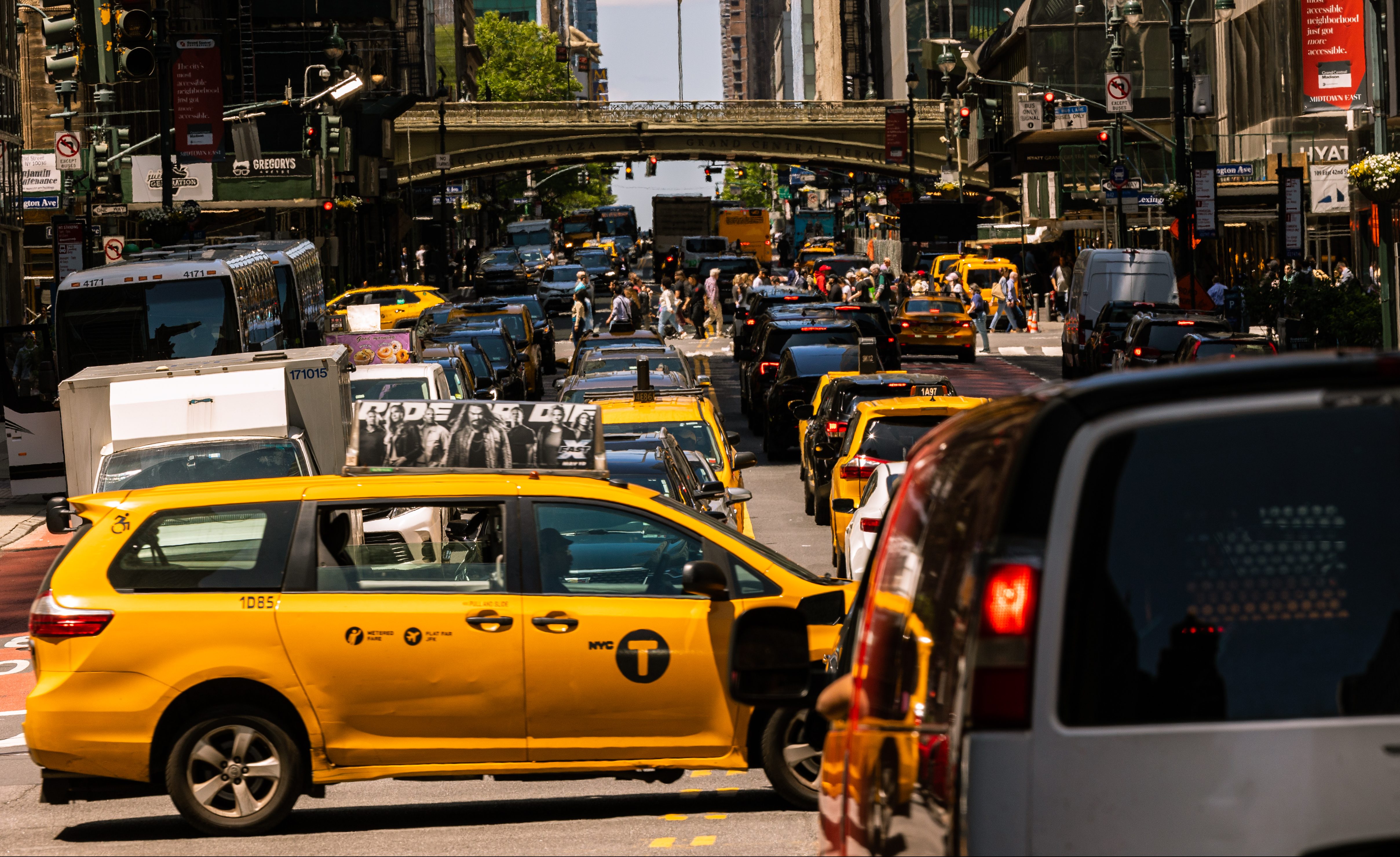 Analysis Dots Curb Management Action Couldnt Come Soon Enough