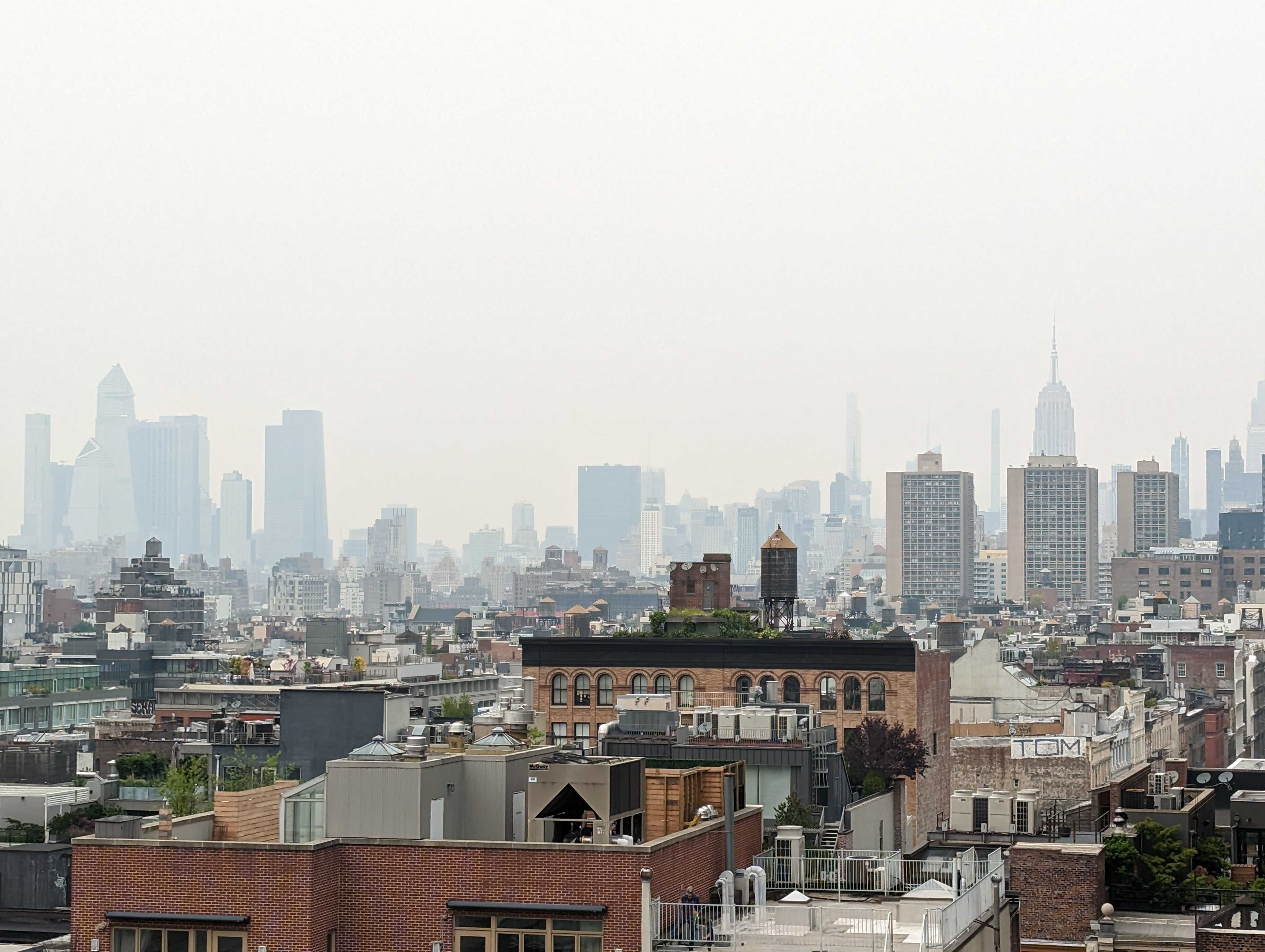Wednesday's Headlines: Smoke Everywhere Edition - Streetsblog New York City