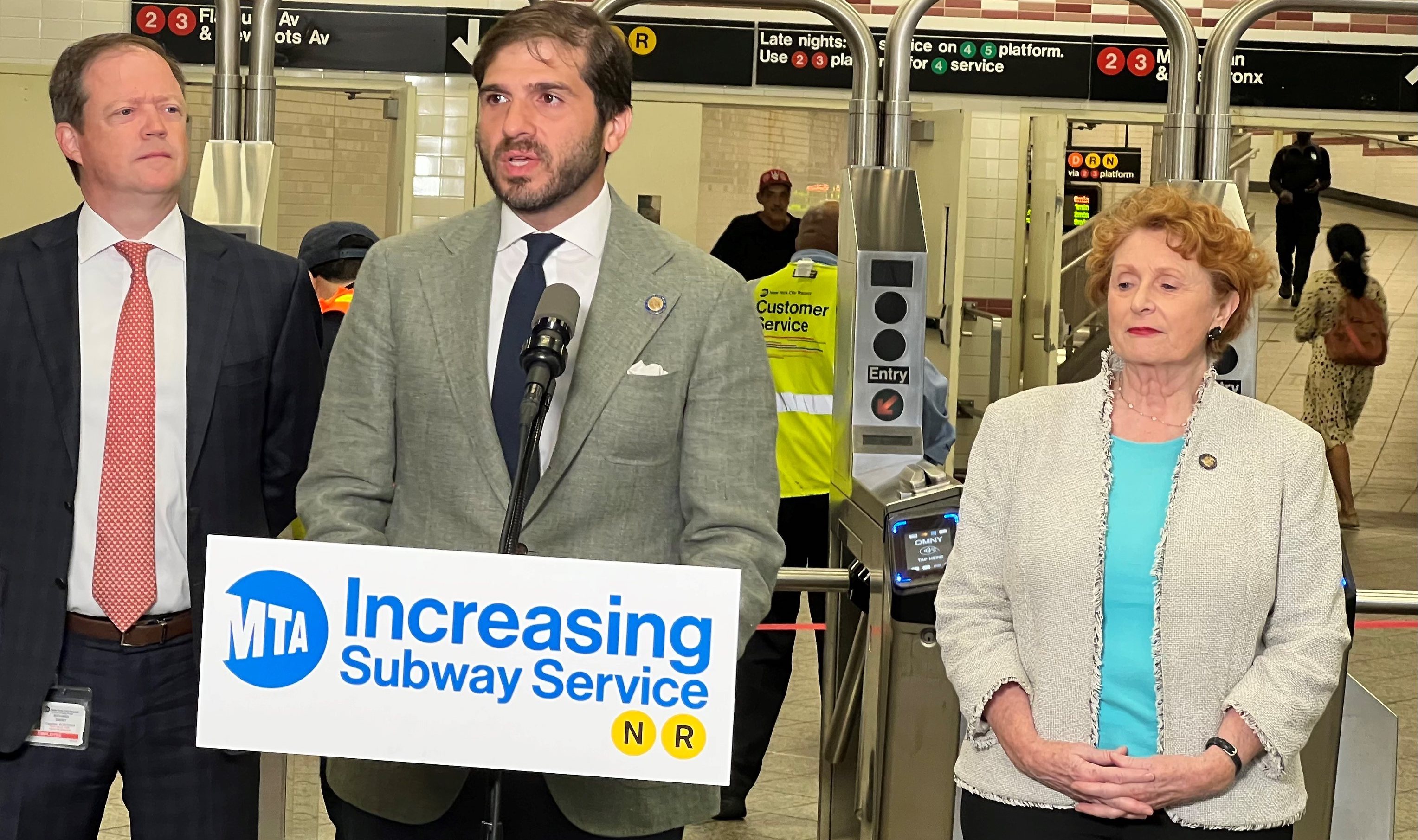 MTA 'Bungles' Increased R Train Service Promise - Streetsblog New York City
