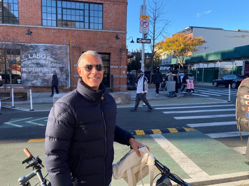 EYES ON THE STREET: Berry Street Bike Boulevard Is a Model for Low ...