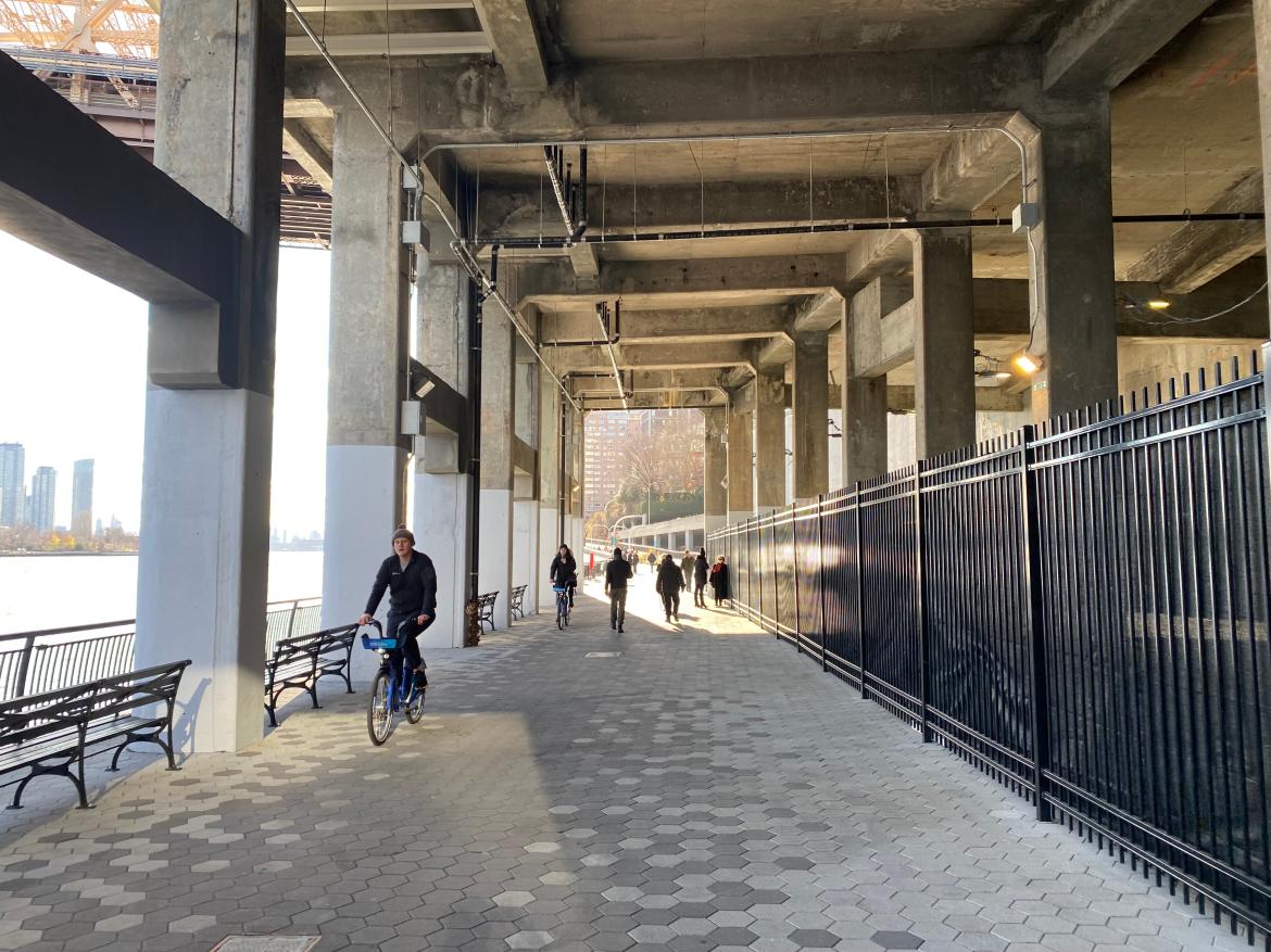Scenic Midtown Greenway Section Opens, But Gap Remains - Streetsblog ...