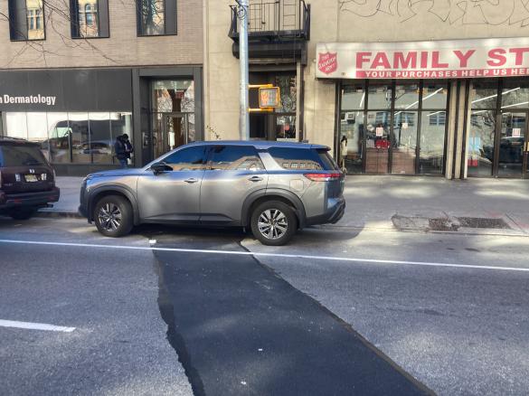 Eyes on the Street: DOT Rolls Out Three New Mid-Block Crossings on ...