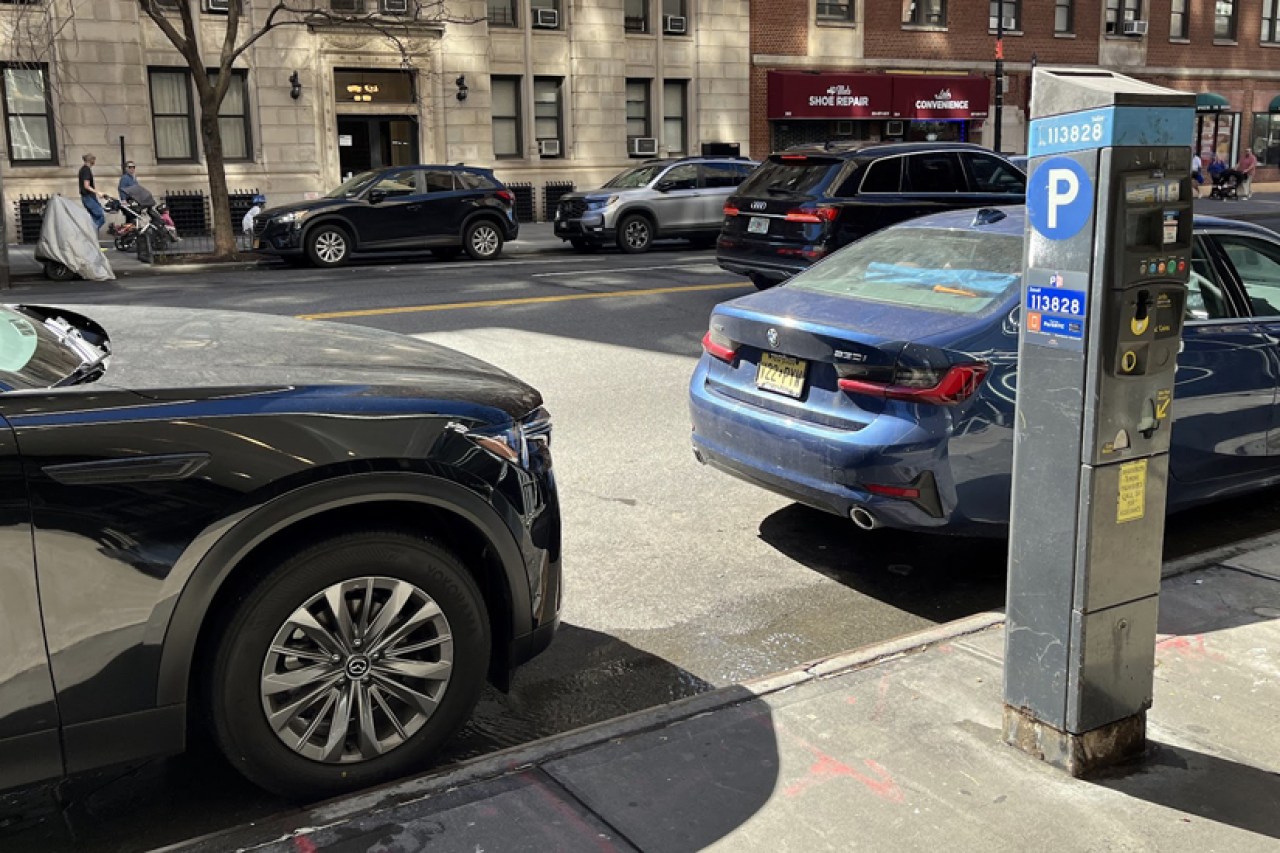 Buses Work Best on Car-Free Streets, MTA Data Shows - Streetsblog New ...