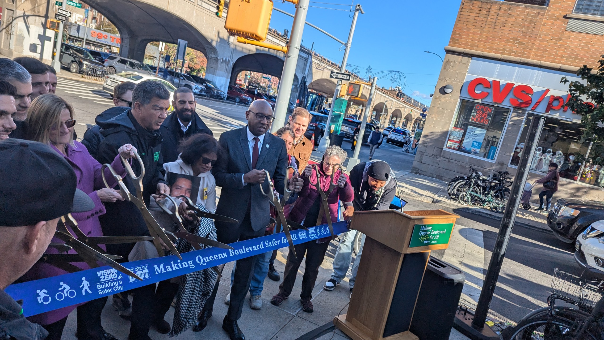 DOT Celebrates A Decade of Safety Improvements on Queens Blvd ...