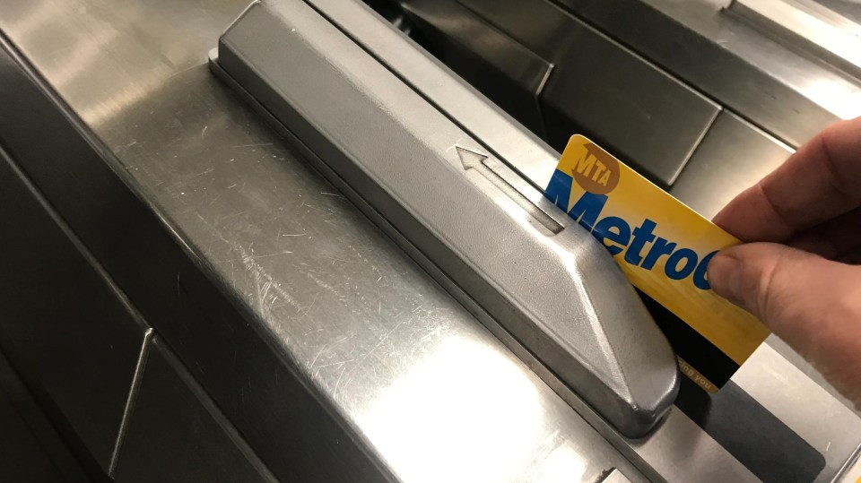 Thursday's Headlines: Bye Bye, MetroCard Edition - Streetsblog New York ...