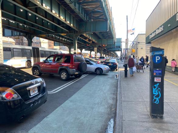 DOT To Add Bike Lanes Under Elevated Tracks in Astoria This Summer ...