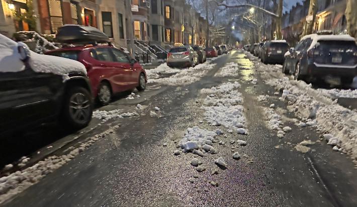 Monday's Headlines: It's Hard to Bike in a Snowstorm - Streetsblog New ...