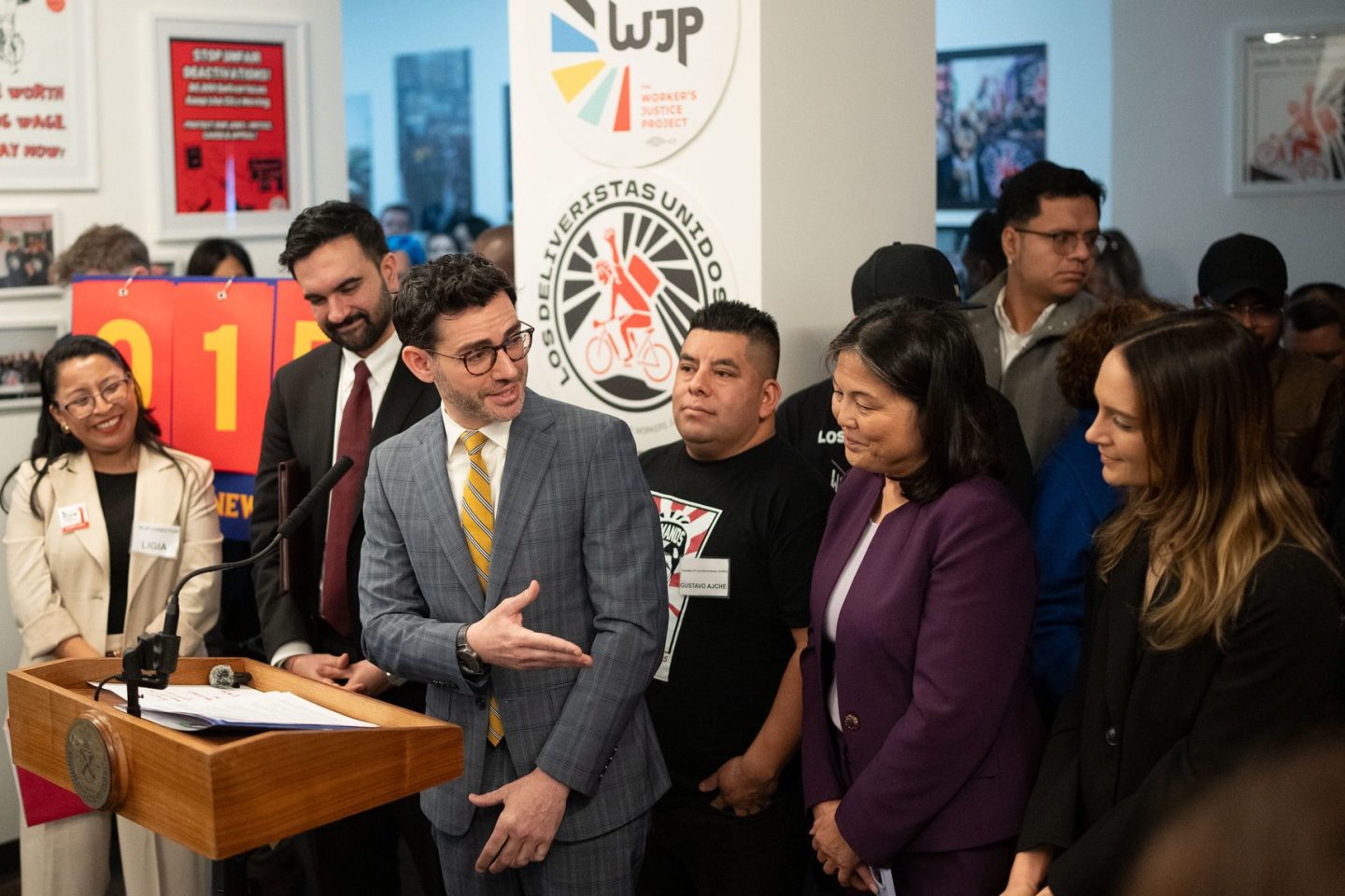 MTA Demotes OMNY Contractor Cubic In Hopes of Speeding Up Commuter Rail ...